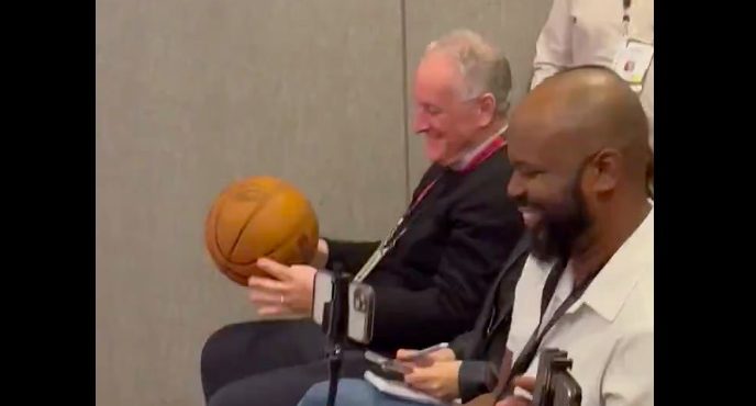 Rockets' coach gives game ball to reporter
