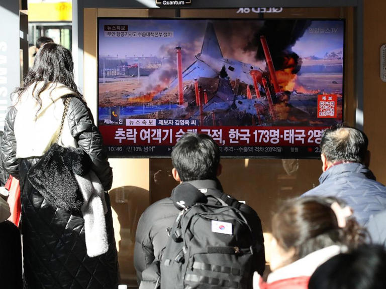 179 dead, 2 rescued after plane crashes while landing in South Korea