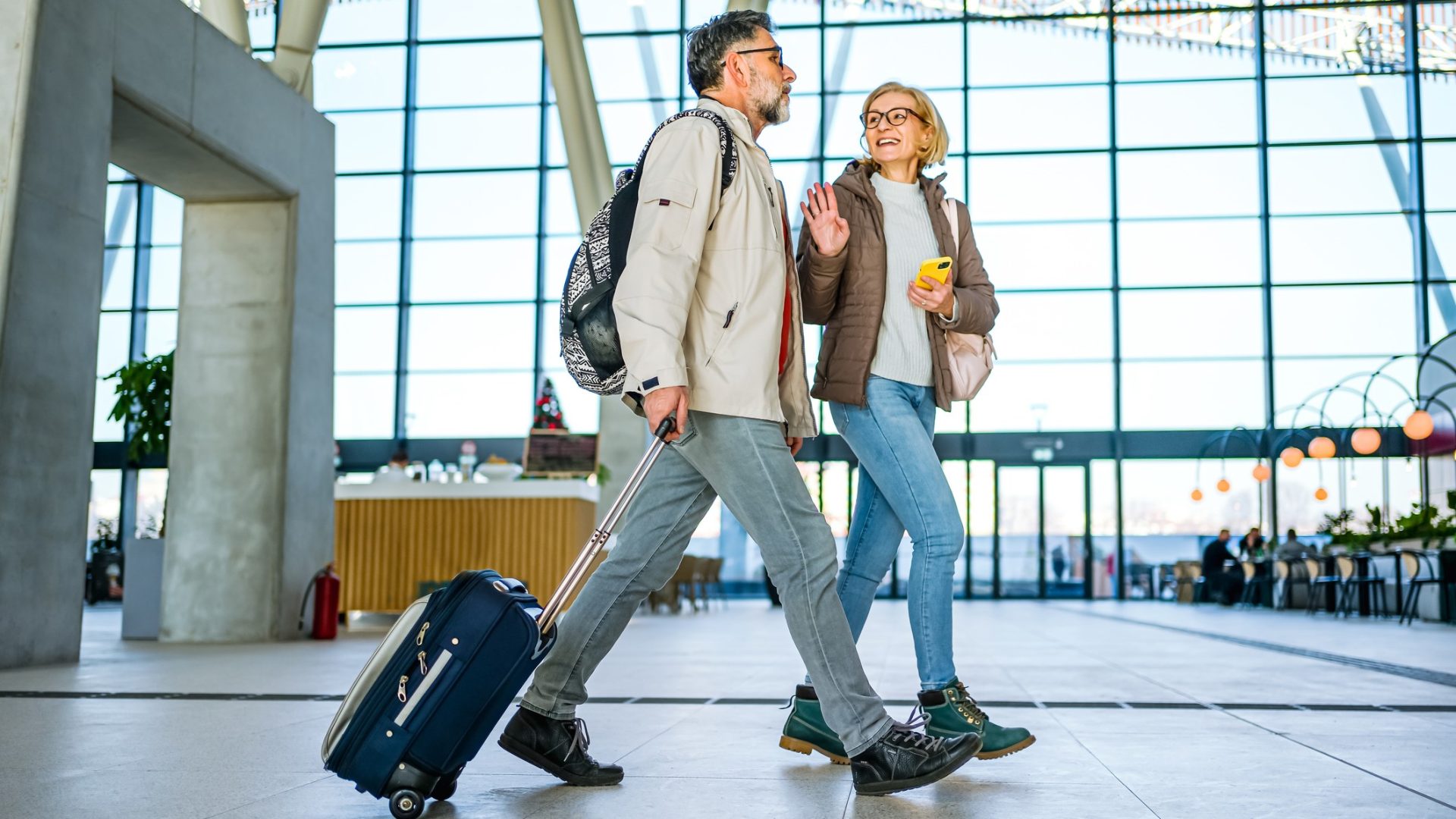 6 places travel experts say you shouldn’t keep your money