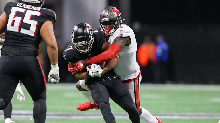 Commanders Eye Playoff Berth As Shaquil Barrett Return Boosts Buccaneers