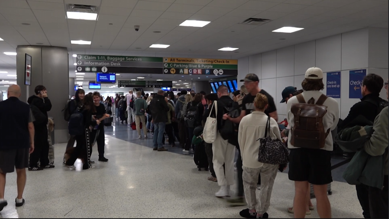 United passengers at Houston airport upset after delayed, canceled flights with no answers