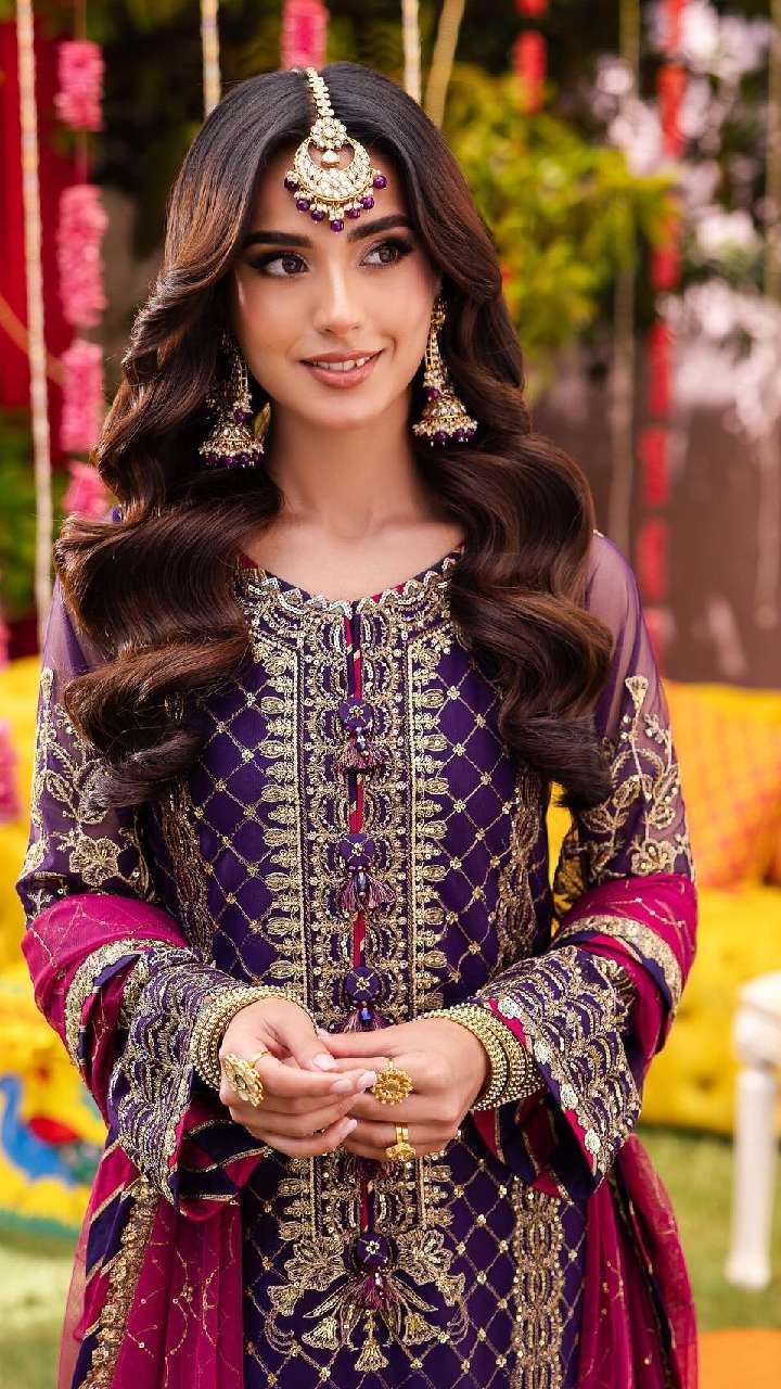 10 Stunning Winter Wedding Looks By Pakistani Actress Iqra Aziz