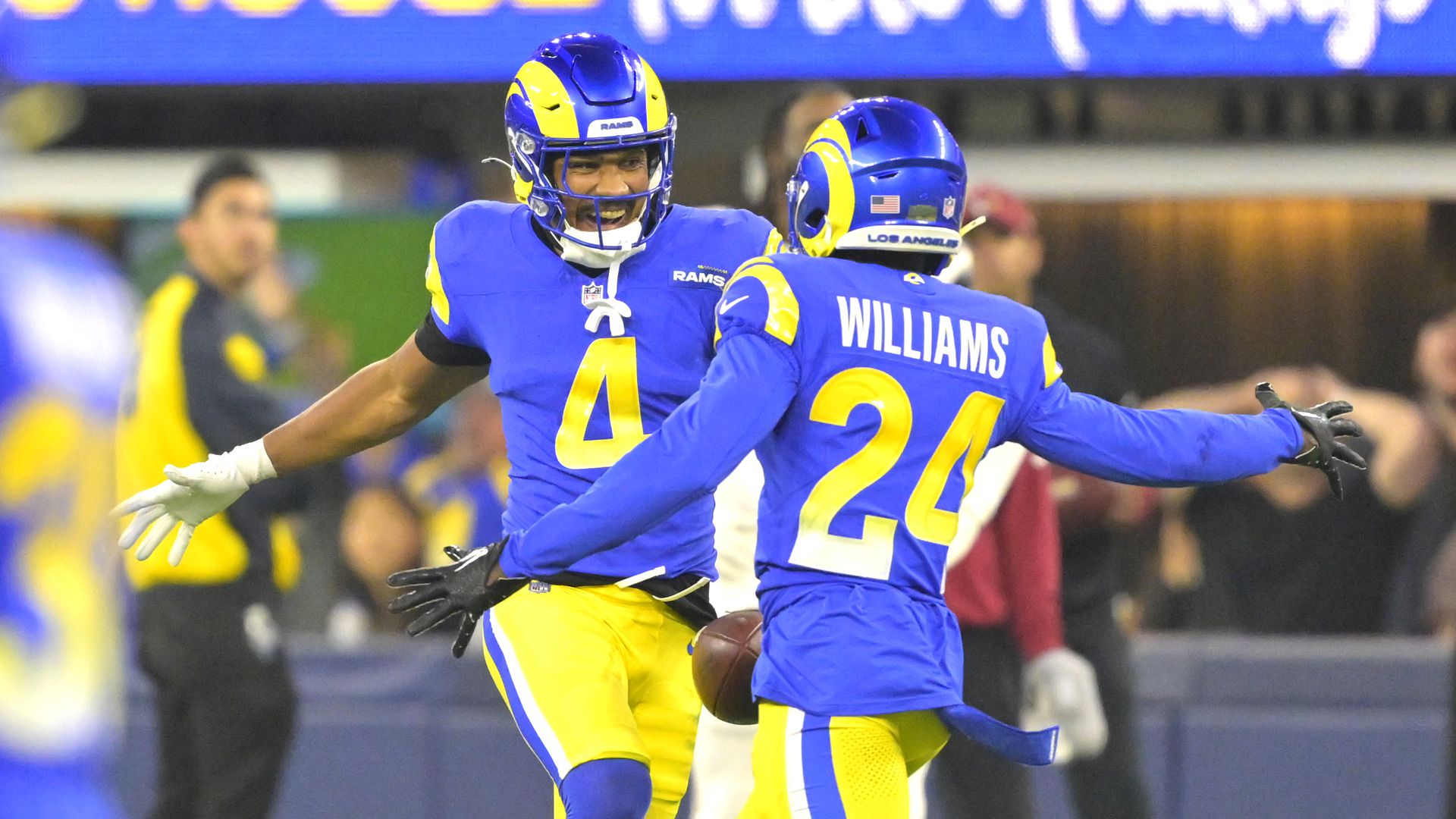 10 takeaways from another ugly win for the Rams