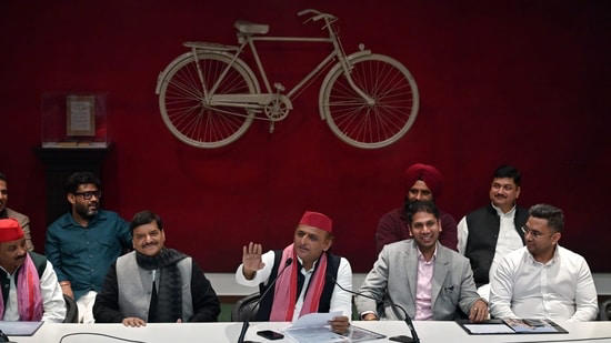 Akhilesh Yadav claims ‘shivling’ under UP CM's official residence ... Akhilesh Yadav claims ‘shivling’ under UP CM's official residence ...