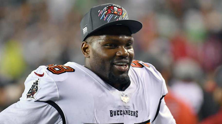 Commanders Eye Playoff Berth As Shaquil Barrett Return Boosts Buccaneers