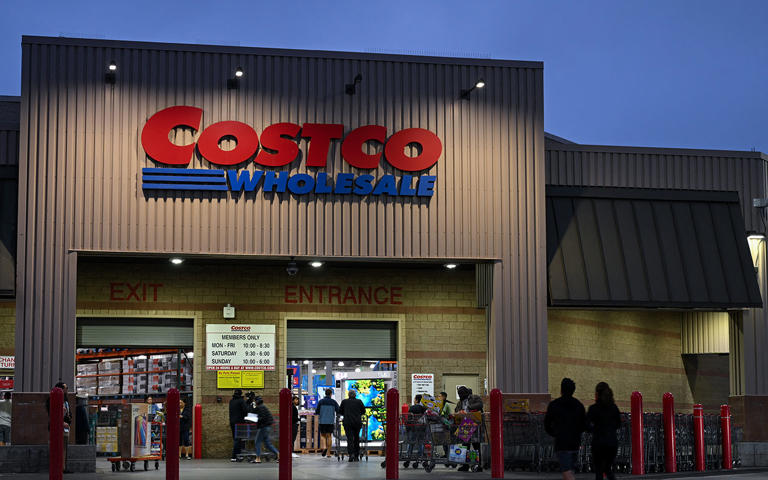 Costco teamster workers set to strike this week as company embroiled in ...