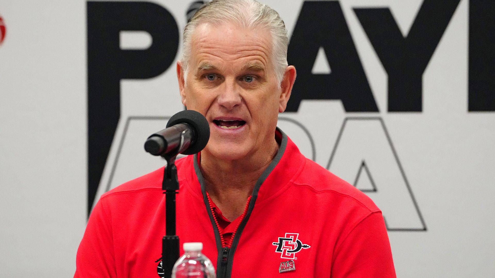 Utah State upsets Aztecs 67-66 in shocking finish