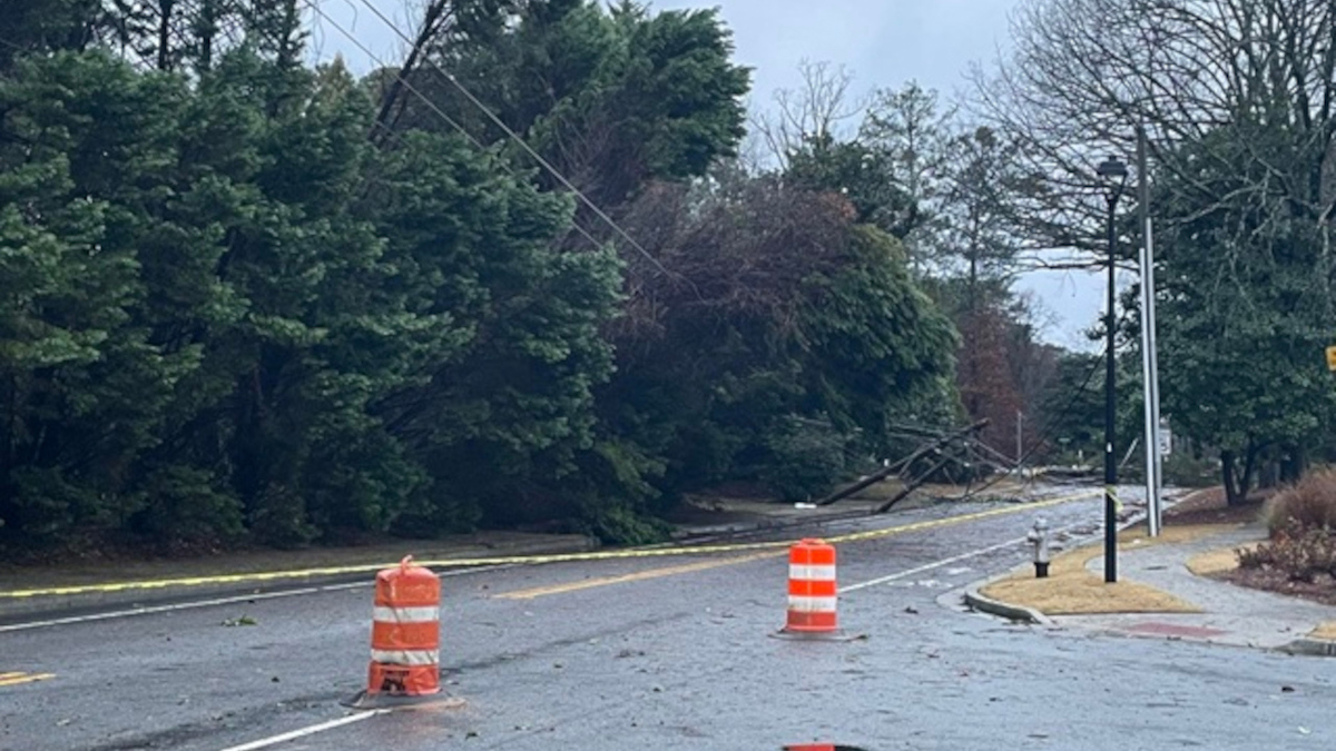 Storms cause power outages and downed trees in Sandy Springs and ... Storms cause power outages and downed trees in Sandy Springs and ...