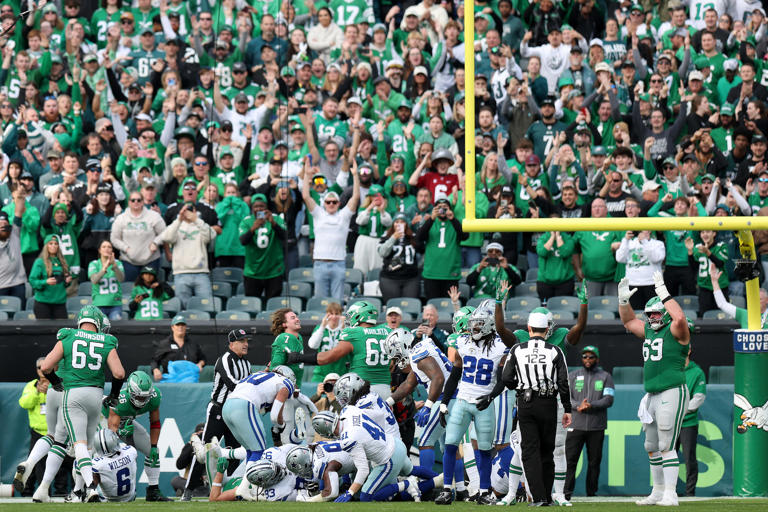 Kenny Pickett injury update: Eagles backup QB, replacing Jalen Hurts ...