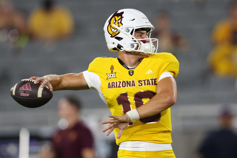 Arizona State’s Sam Leavitt fires shot at Texas’ Quinn Ewers ahead of ...