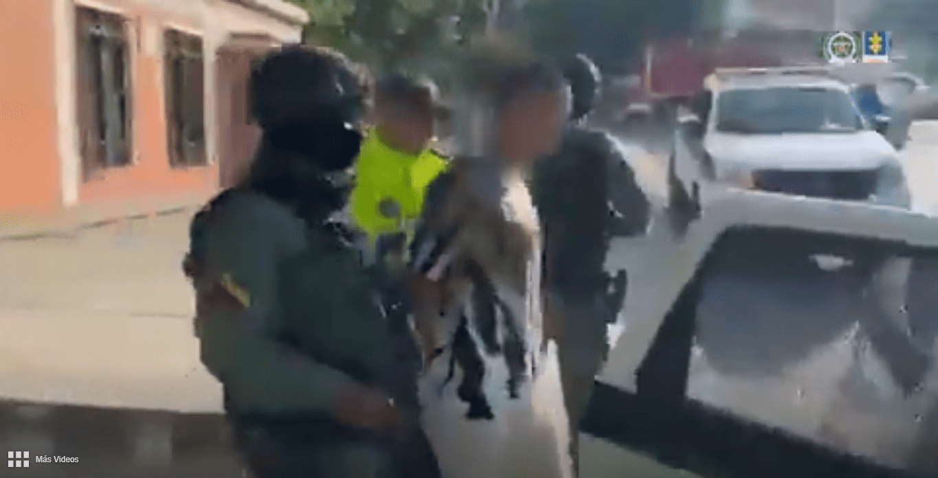 Capturan a ocho aliados de alias Poporro en Santander por lavado de $6. ... Capturan a ocho aliados de alias Poporro en Santander por lavado de $6. ...