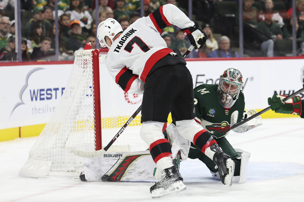 Josh Norris scores late power-play goal in the Senators' 3-1 victory ...
