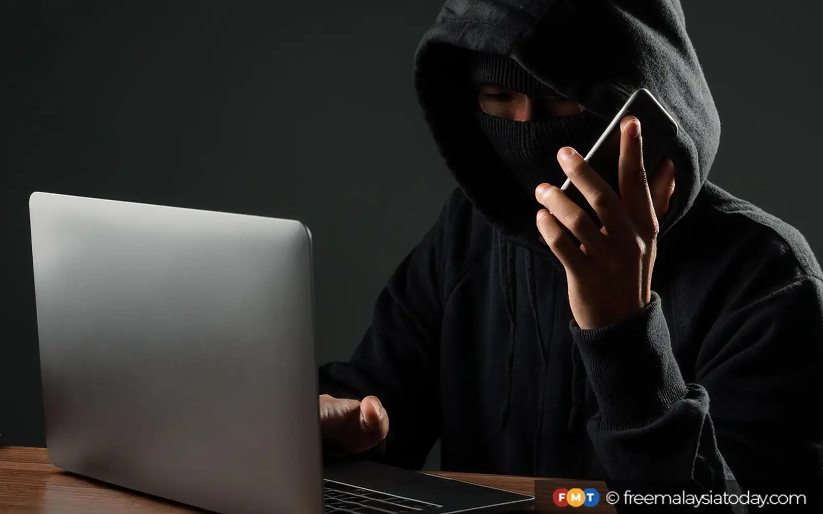 Pensioner loses RM1mil in online investment scam