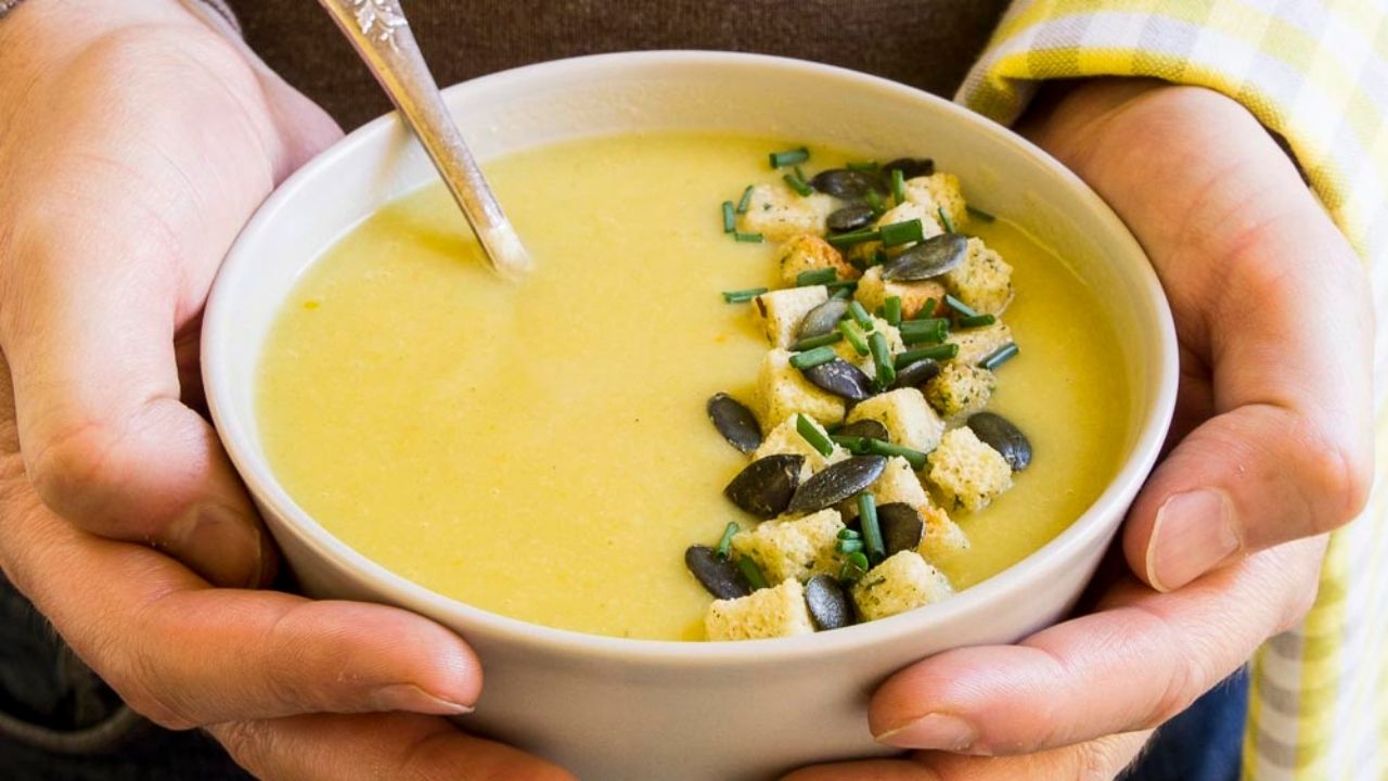 15 One-Pot Soups That Practically Cook Themselves
