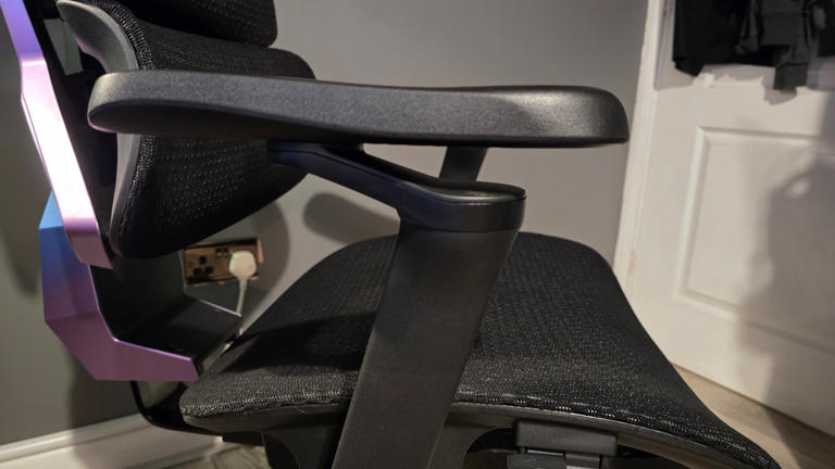 AndaSeat X-Air Pro Mesh gaming chair review: right idea, wrong implementation