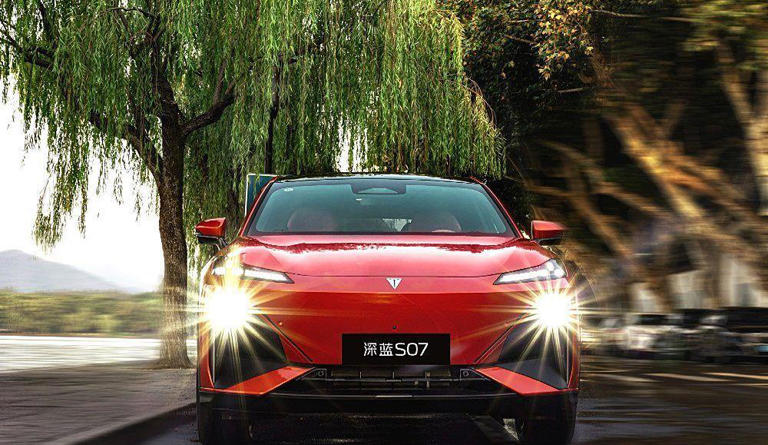 15万元左右可入手 深蓝S07和极狐阿尔法T5哪一款更划算？