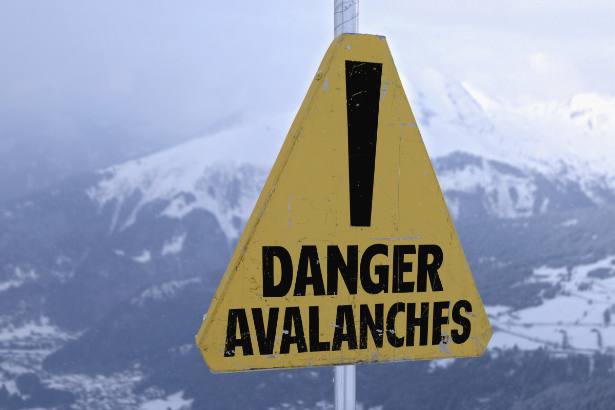 After Avalanche, Forecasters Urge Caution in Colorado Backcountry