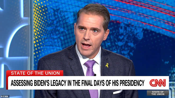 CNN panelist's embarrassing takedown praising Biden's accomplishments CNN panelist's embarrassing takedown praising Biden's accomplishments