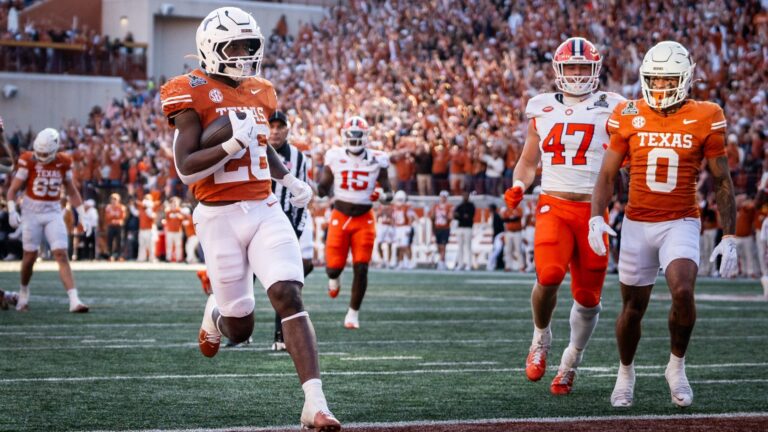 CFP Bracket Picks: Predicting All 7 Matchups Based on CBS Sports Rankings