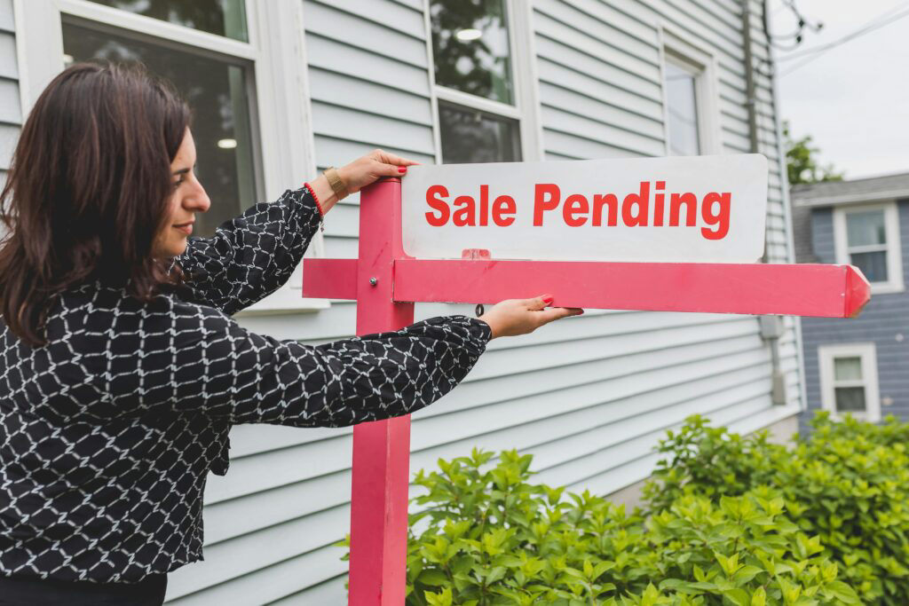12 Most Common Home Selling Mistakes to Avoid in 2025 12 Most Common Home Selling Mistakes to Avoid in 2025