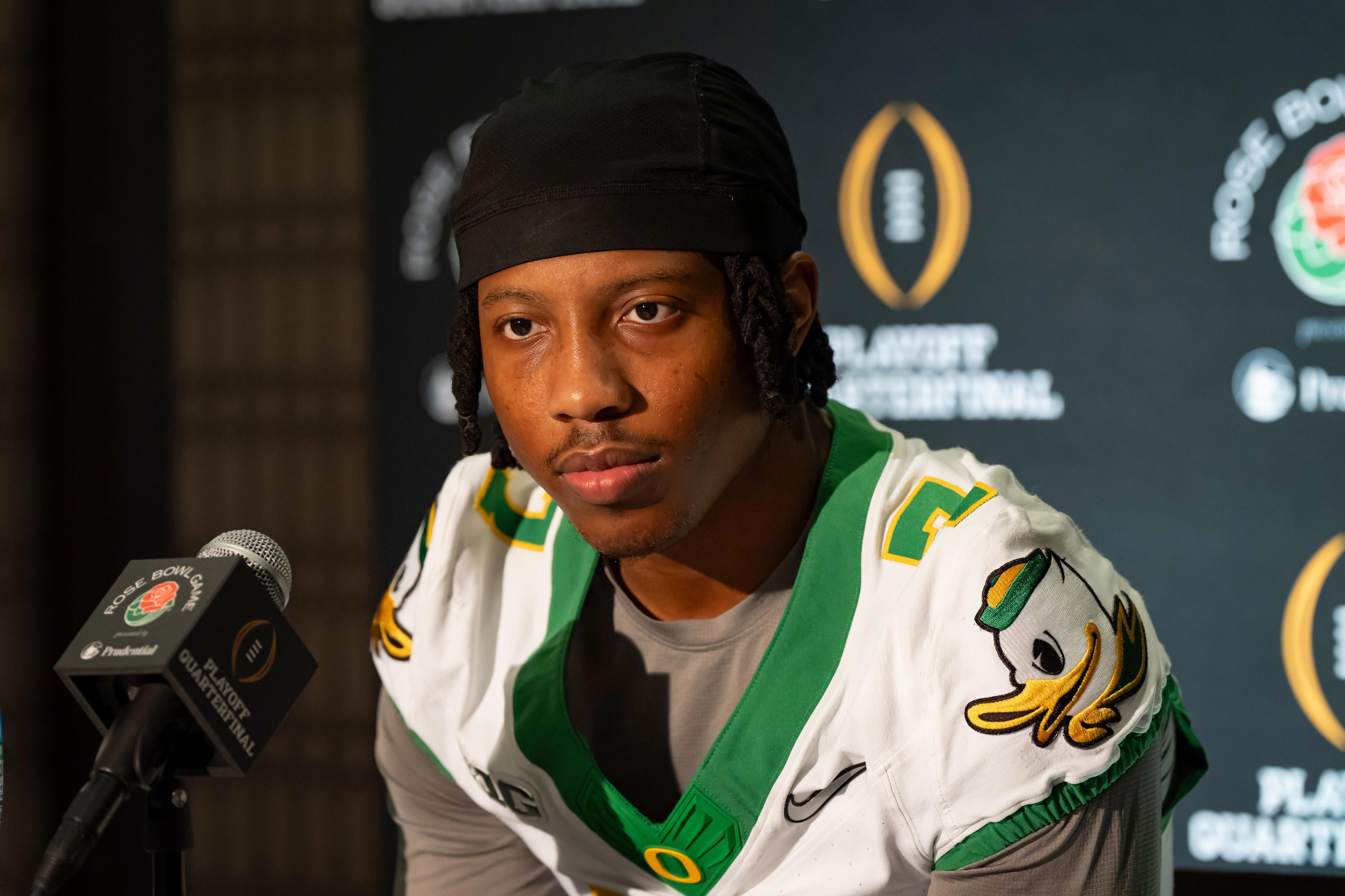 How to watch Oregon football stars in East-West Shrine Bowl: TV channel ...