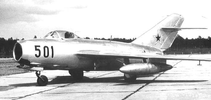 Today in Aviation History: First Flight of the Mikoyan-Gurevich MiG-15