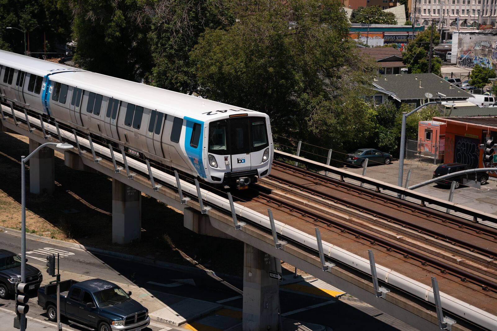 Update: All BART services resumed after massive shutdown