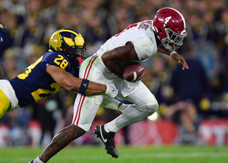 ReliaQuest Bowl: Alabama vs. Michigan odds, picks and predictions