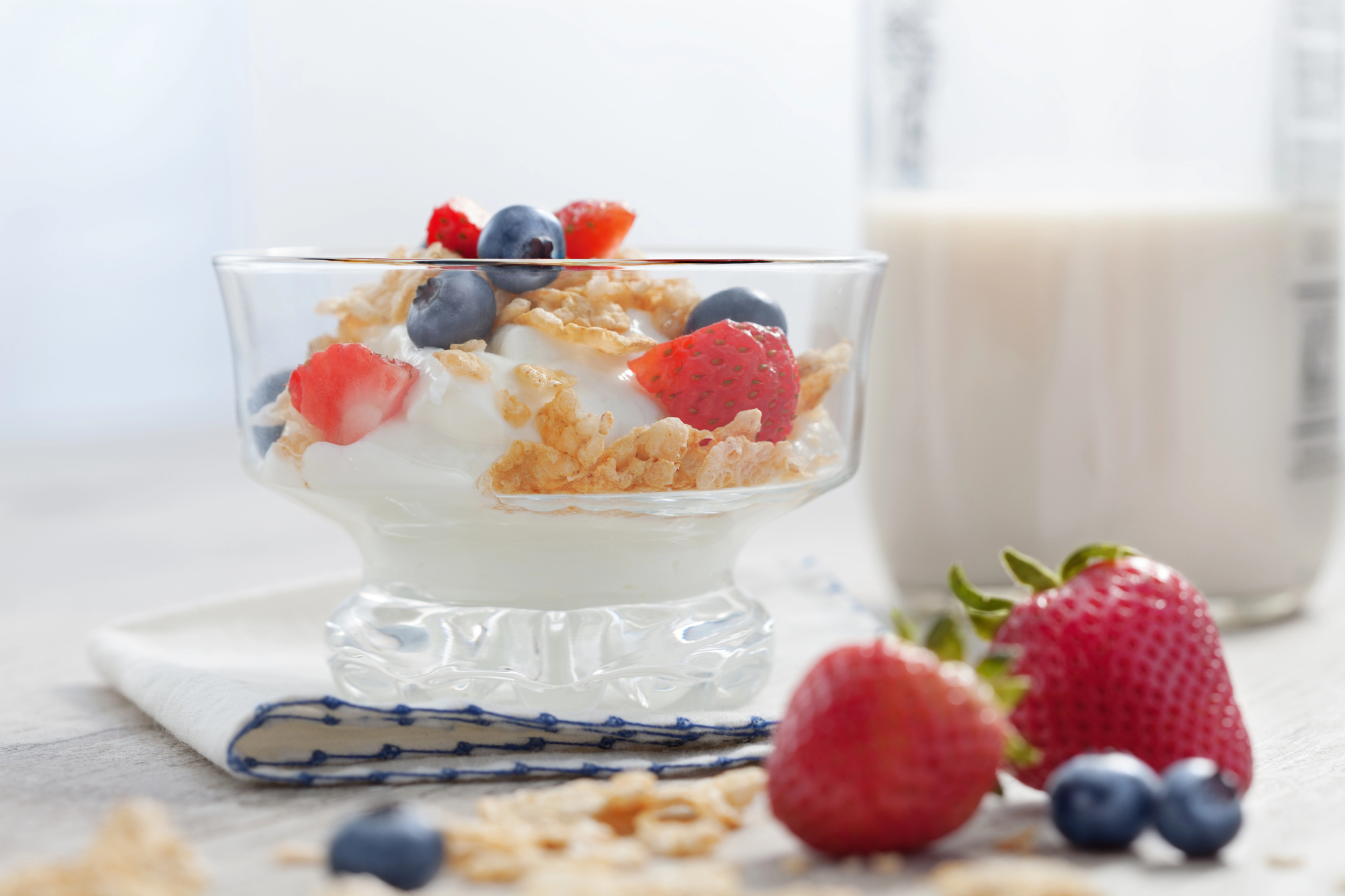 20 healthy, budget snacks for families on the go