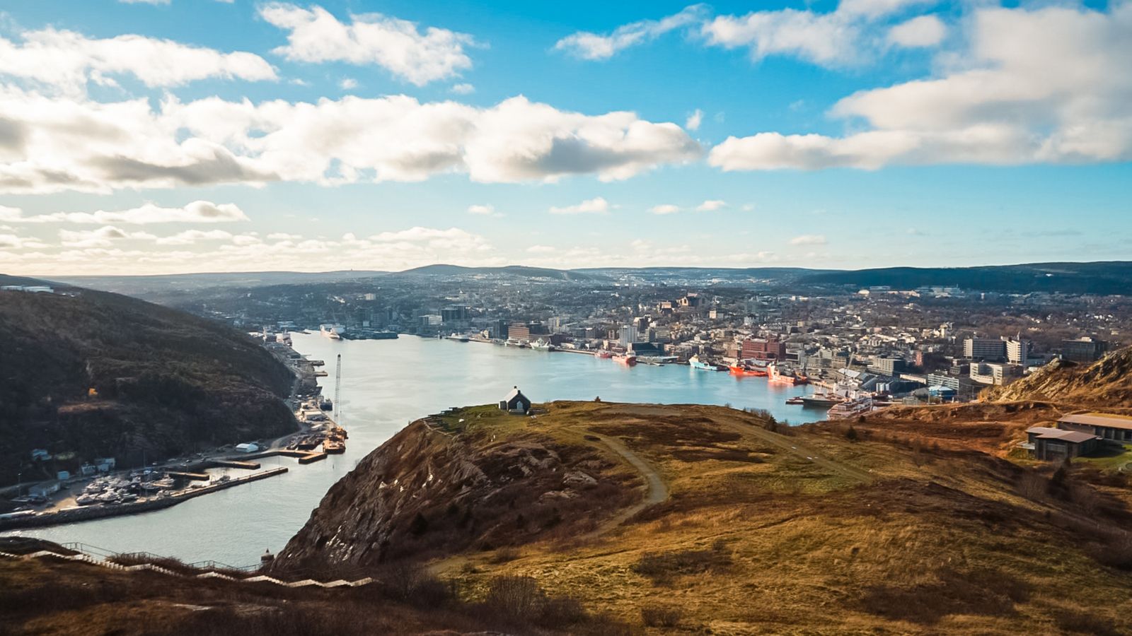 Canadian Cities Where Rent Has Outpaced Salary Growth by Over 200%
