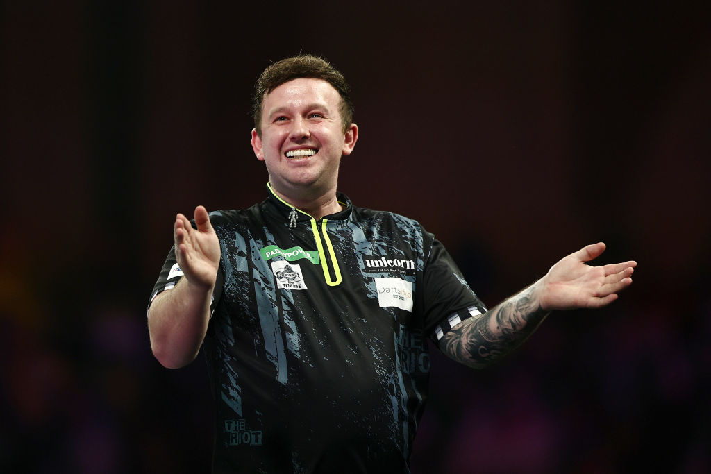 Callan Rydz sends message to fans mocking his hair at World Darts ...