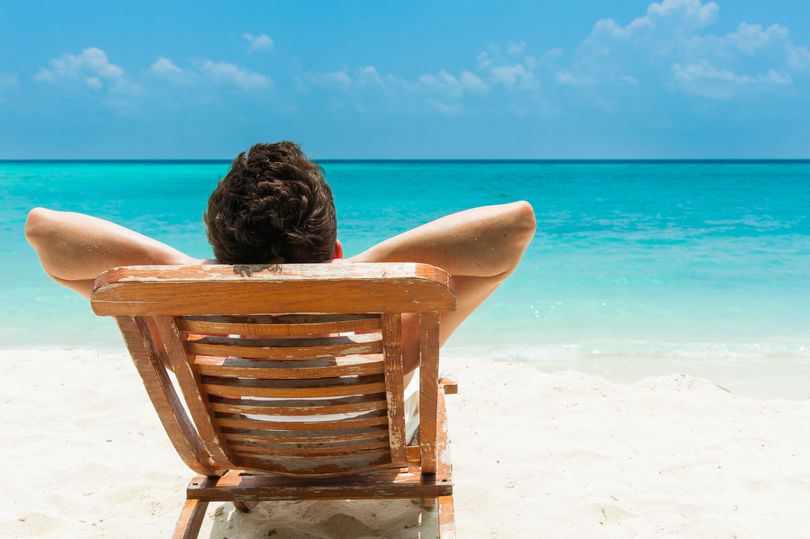 How to get 59 days off work in 2025 by using just 27 days of annual leave
