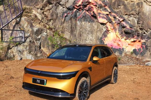 极氪7X，带你征服极限越野