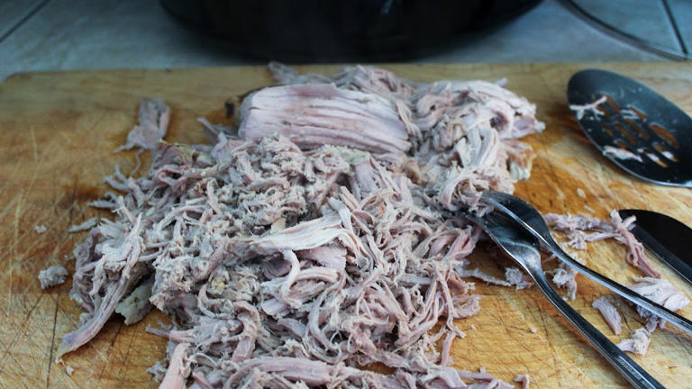 Pulled Pork In The Crock Pot Is One Of Those Simple Recipes Every Cook ...