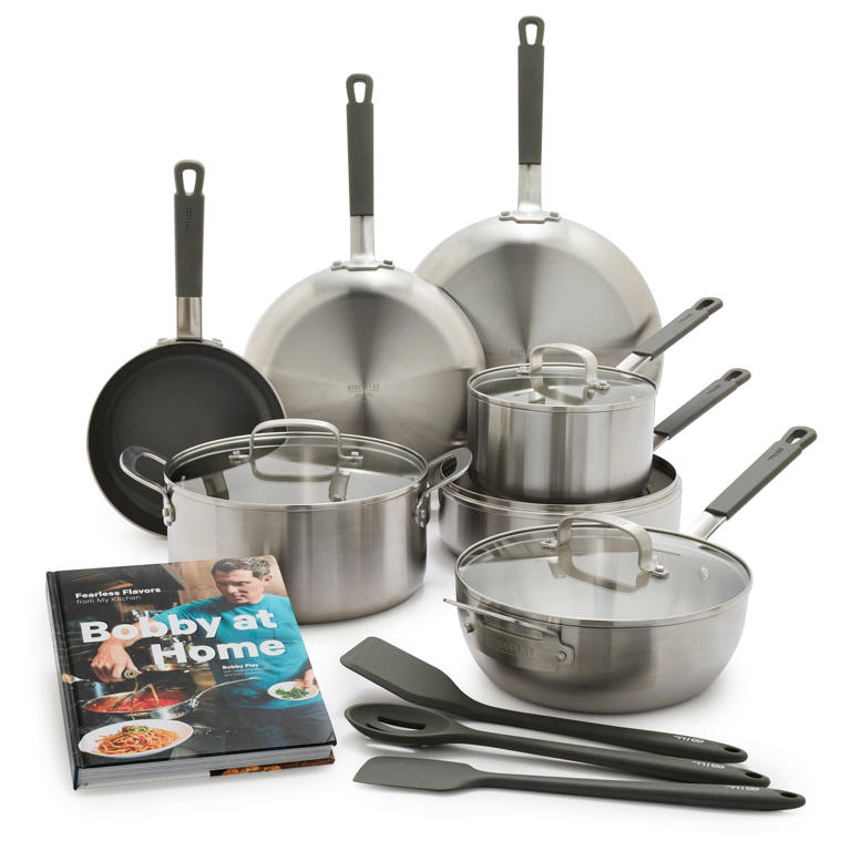 Bobby Flay's recommended pans deliver 'ultimate kitchen versatility ...