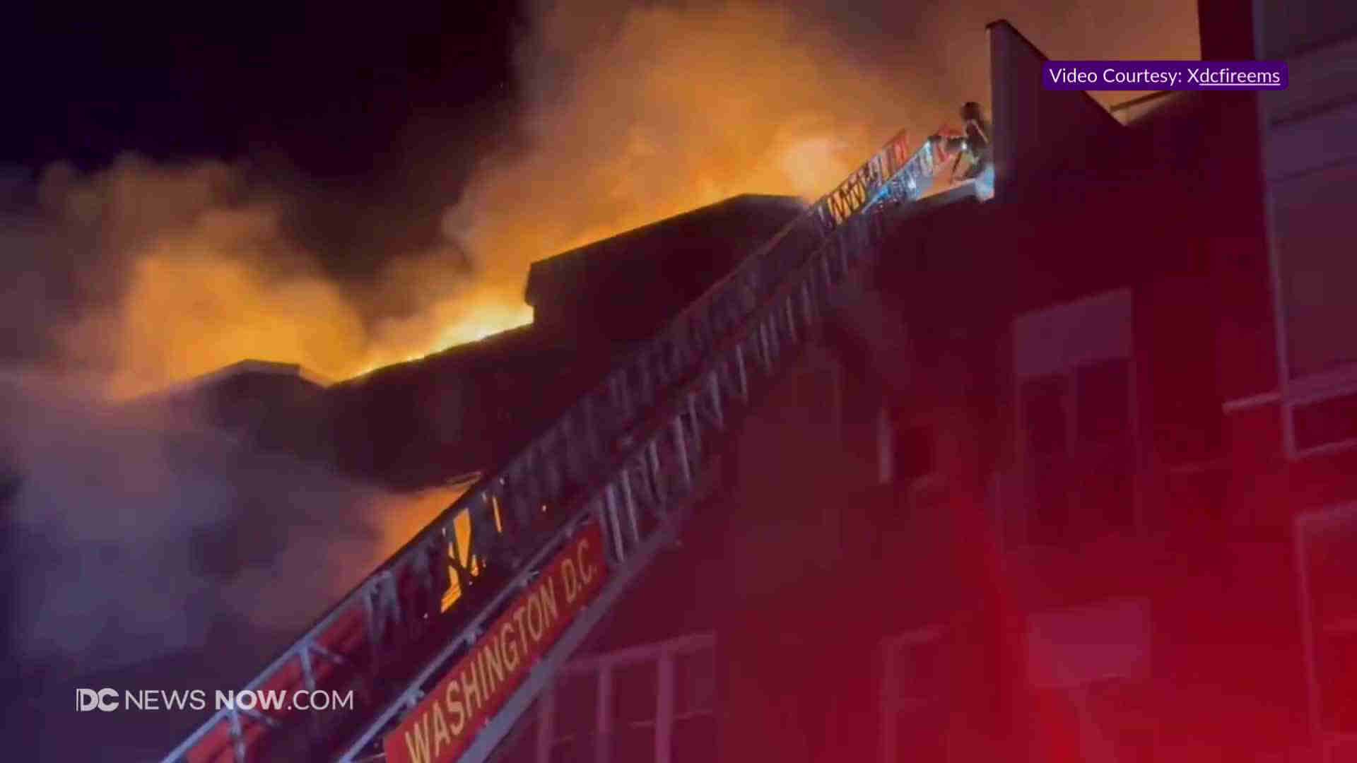 WATCH: DC firefighters battle large apartment building fire WATCH: DC firefighters battle large apartment building fire