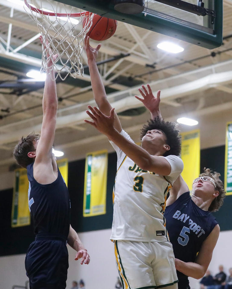 Carson Dorgu, Carter Koch headline Green Bay area's best boys ...