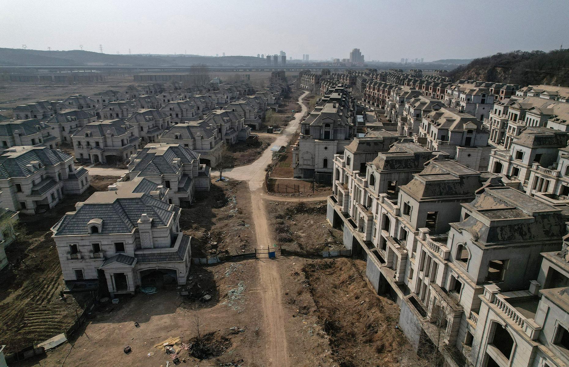 Why does China have 80 million empty homes?