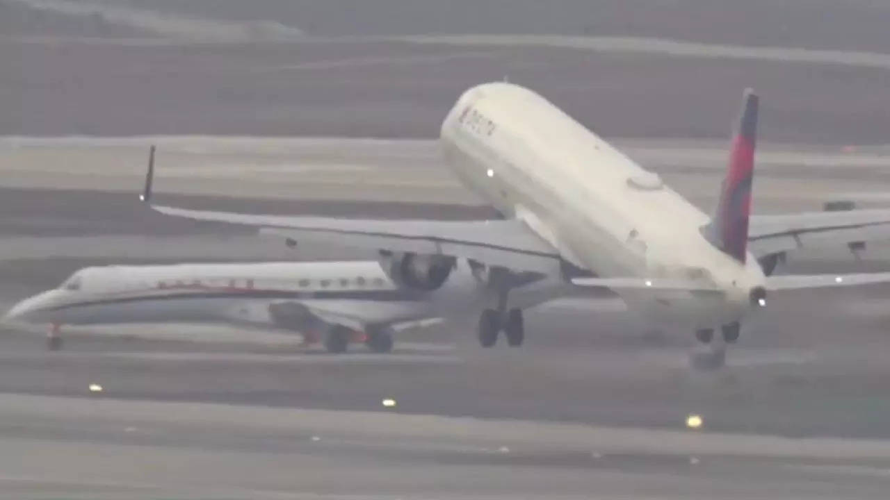 Runway Scare: Heart-Stopping Video Captures Near Collision Between Two ...