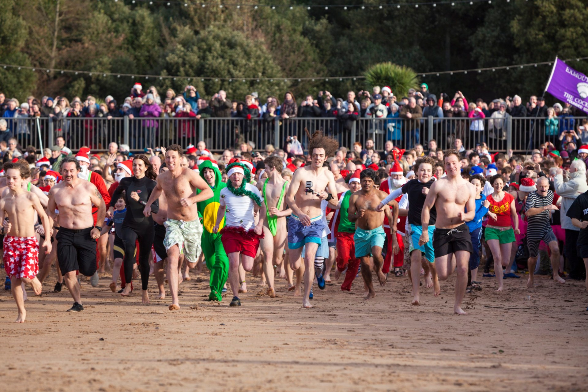 Why New Year's Day dips are growing in popularity
