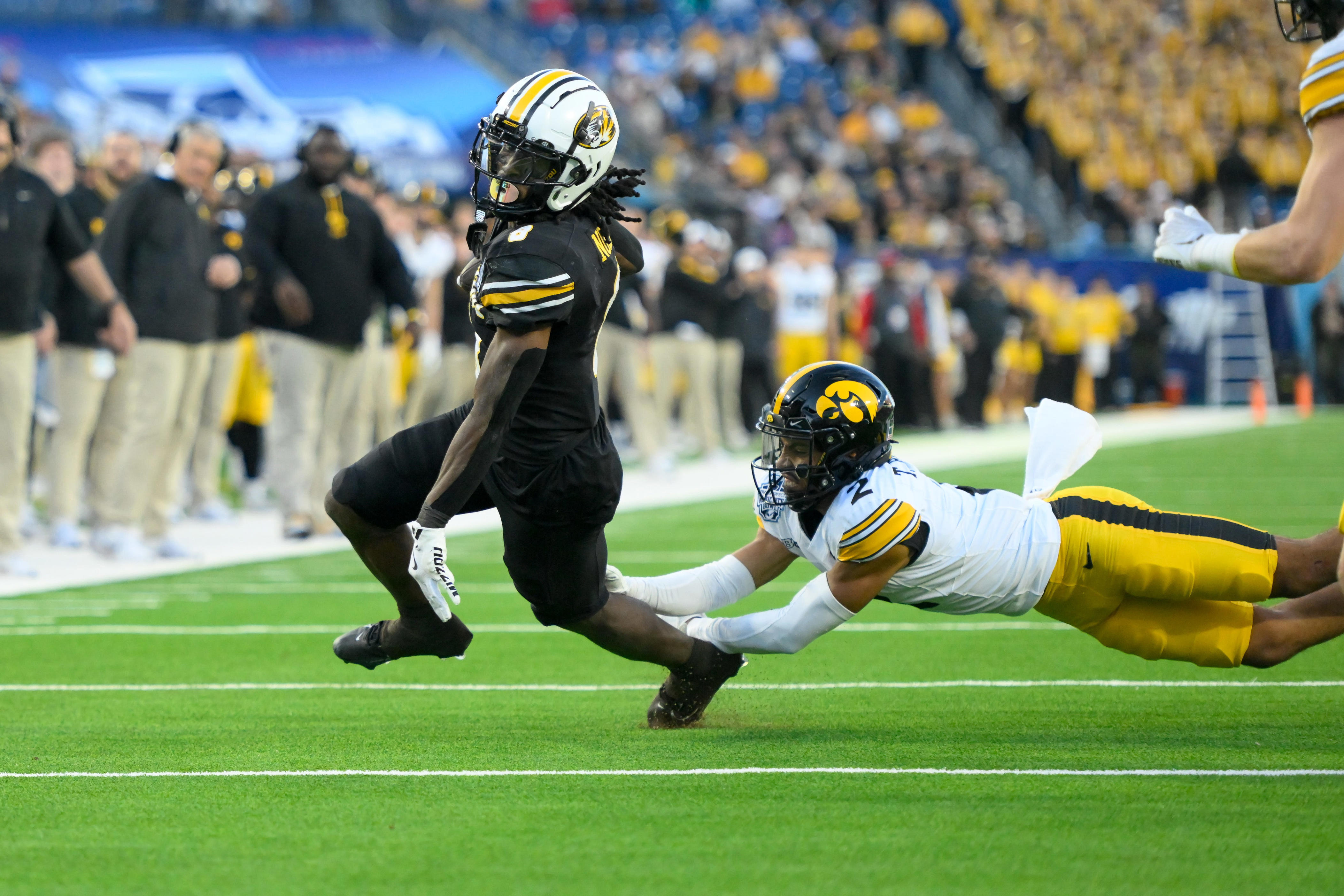 Freshman Missouri football wide receiver to enter transfer portal