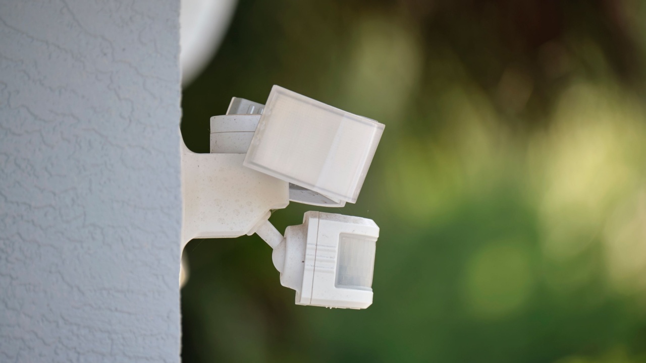 How Motion-Activated Lights Are Improving Home Security