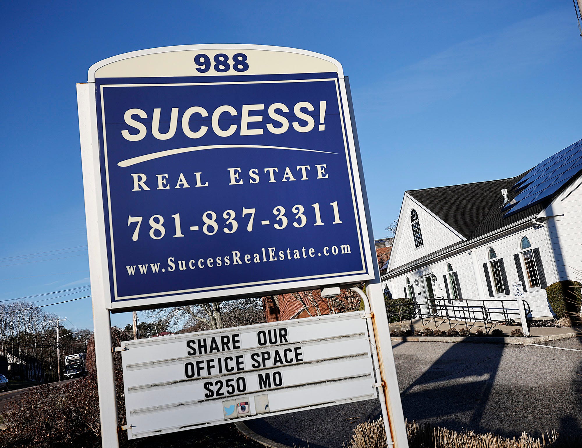Realtors sue, claiming they are owed $500K after South Shore real ...