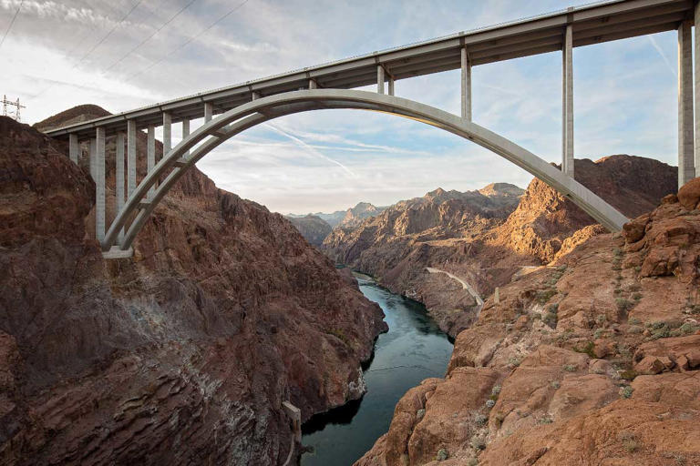 20 Highest Bridges in the United States: How Many Have You Crossed?