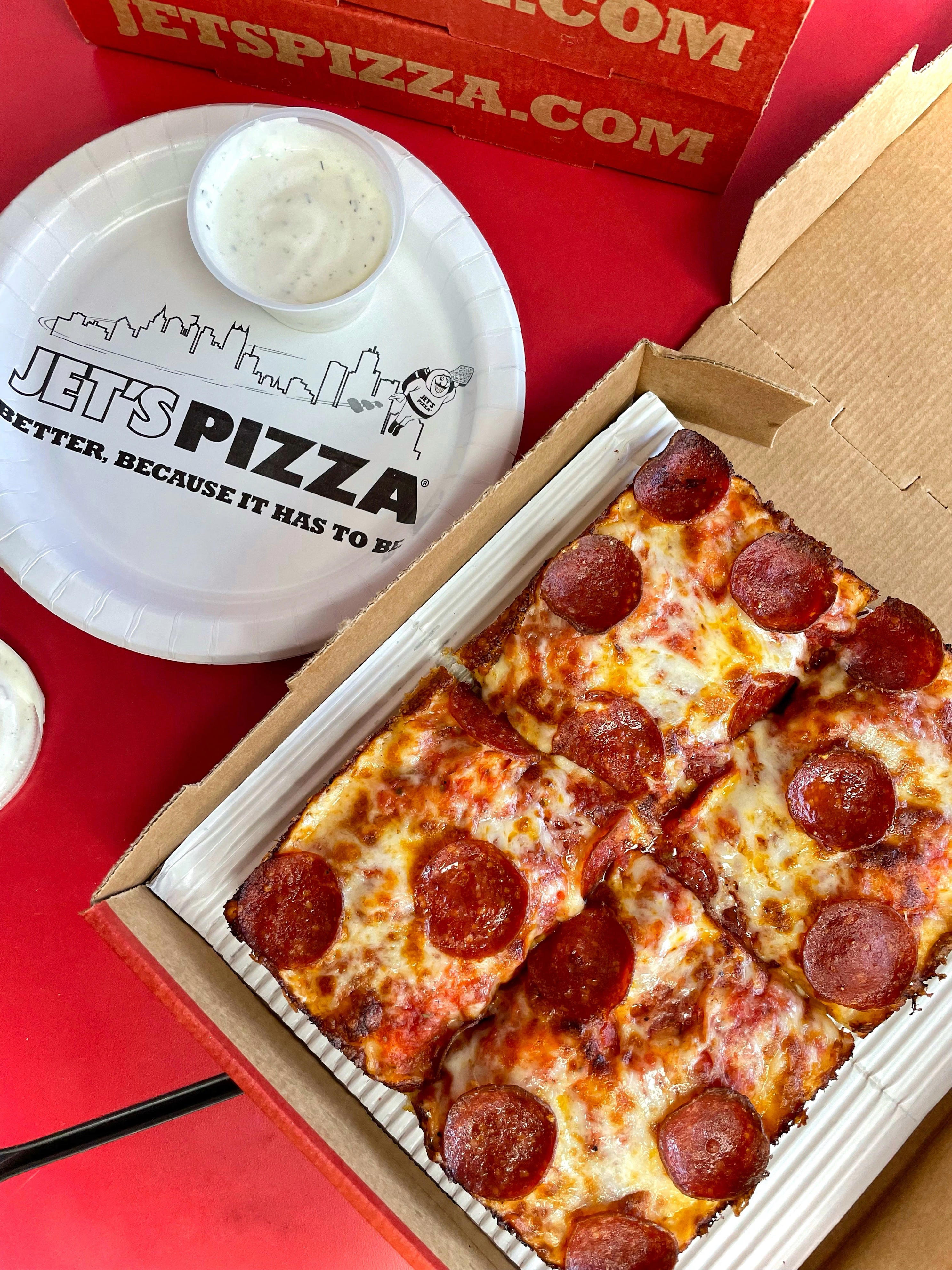 Jet’s Pizza eyes second location in Warrington