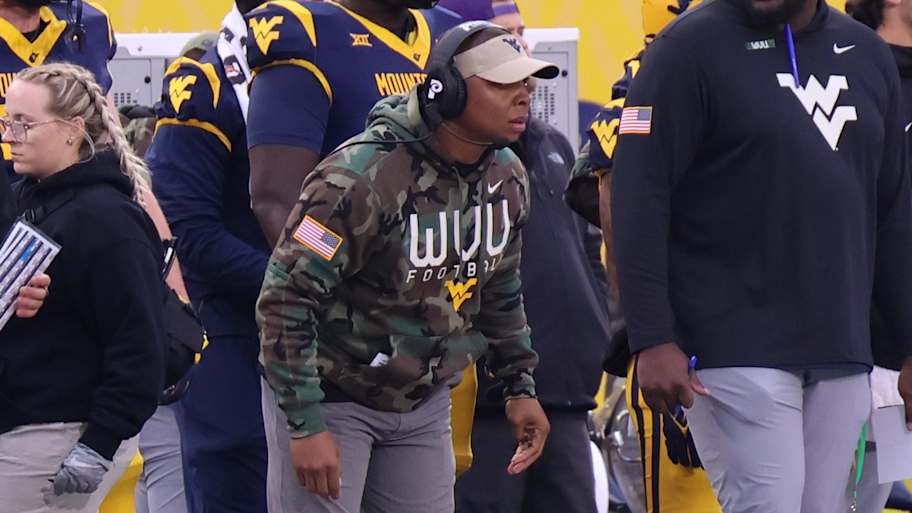 Report: Texas is Expected to Hire WVU RB Coach Chad Scott