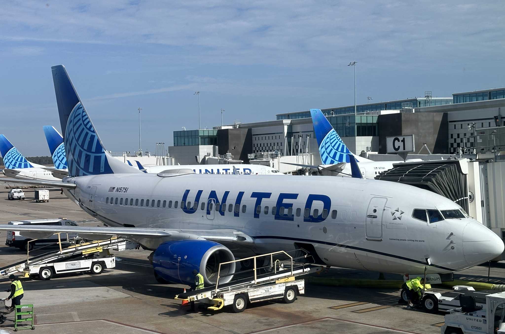 United Airlines offering daily flights from Durango to Houston in 2025