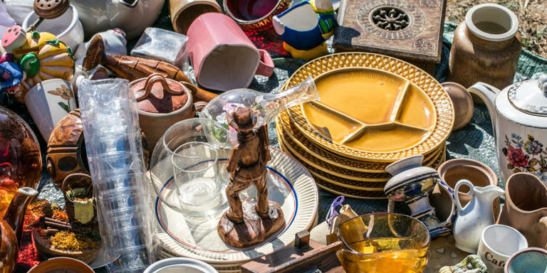 6 Valuable Kitchen Items You Should Look For While Thrifting, According ...
