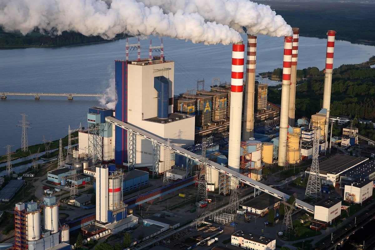 O 444 megawaty mocy mniej...