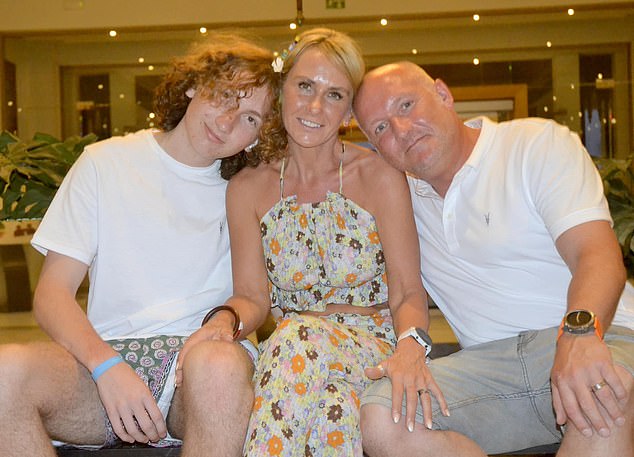 Teenager diagnosed with pulled muscle actually had terminal cancer